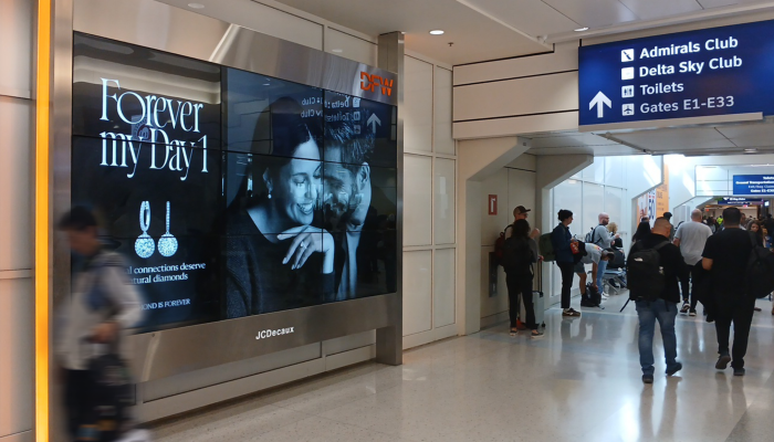 Dallas Fort Worth International Airport | JCDecaux